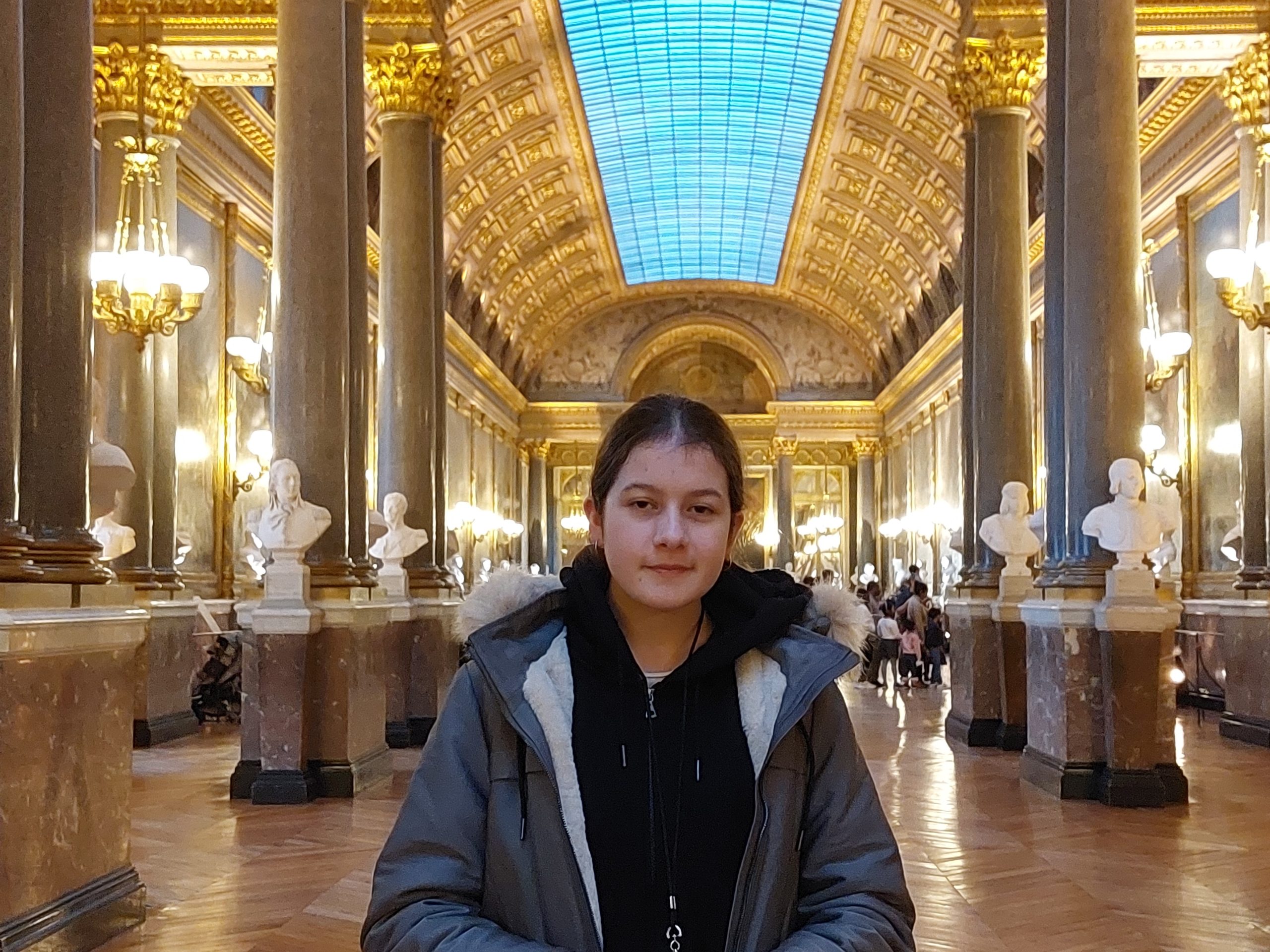 Portrait de Jeune Amie : Elisa, 14 ans - Les Chroniques des Amis de ...